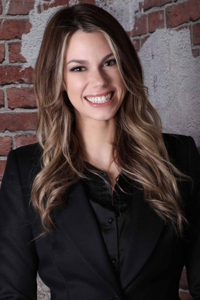 Sarah - Cosmetic Director - Hall & Wrye – Plastic Surgery and Medical ...